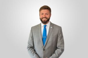 Adam Burniston Bio, WLWT, Age, Wife, Kids, Salary, Net Worth